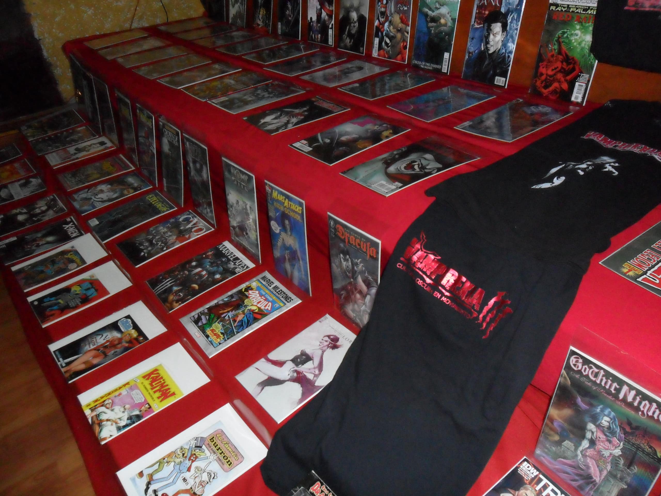 Mr. Pulp, Comikaze y Vampirexia en Comics Rock Show - Artes9