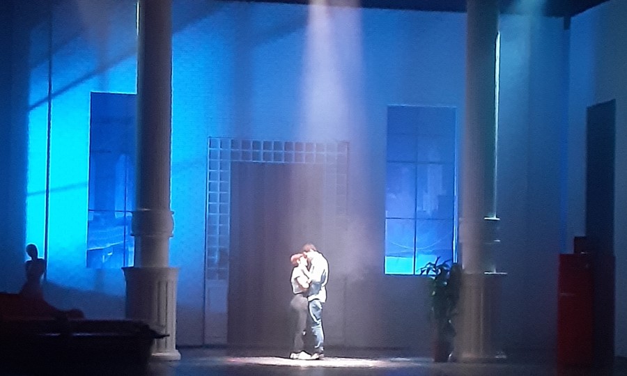 Ghost sigue adelante y hace homenaje a María Filippini - Artes9